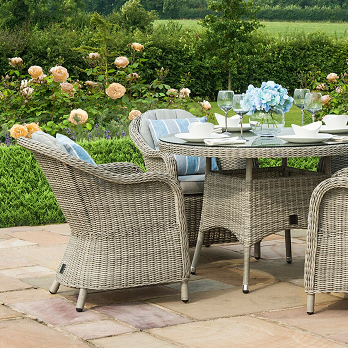 Oxford Heritage 4 Seat Round Rattan Dining Set – PHGM